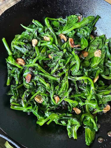 Sautéed Snow Pea Tips Recipe | Vân Vân Vietnamese Herbs | Vân Vân